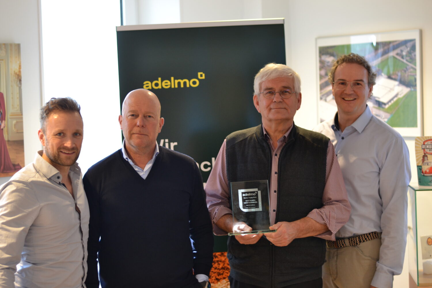 Cor Rijken Verpakkingen Pouch Partner Adelmo Benelux - Cor Rijken ...